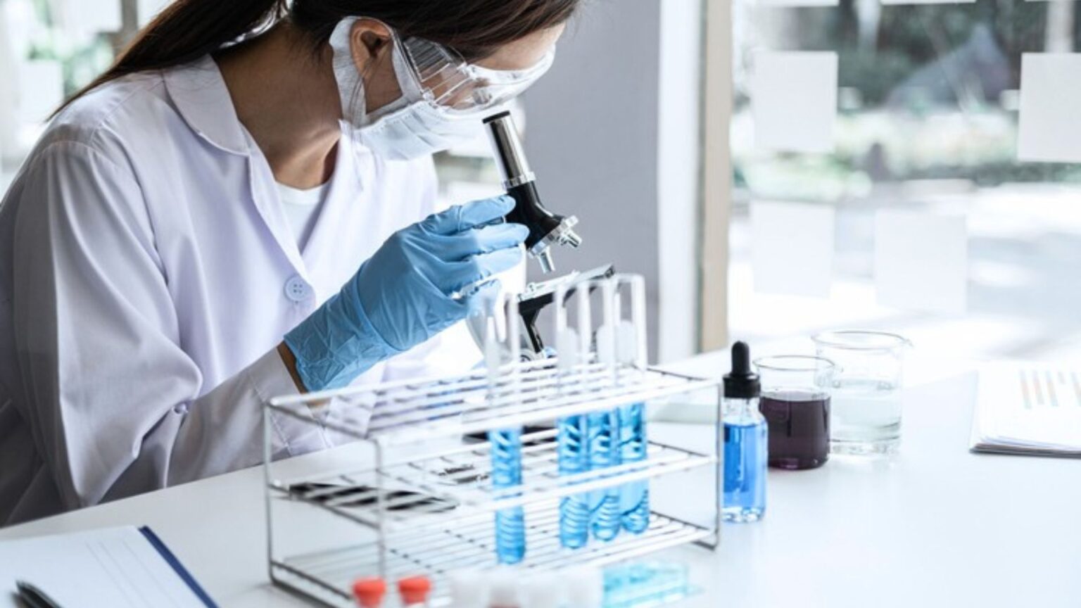 How to Prevent Chemical Contamination in Experiments